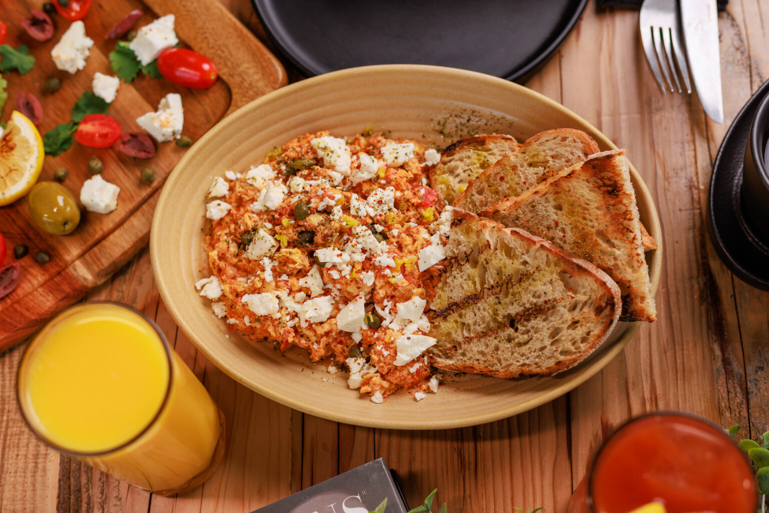 Brunch Like A Greek At màna - La Grange, IL